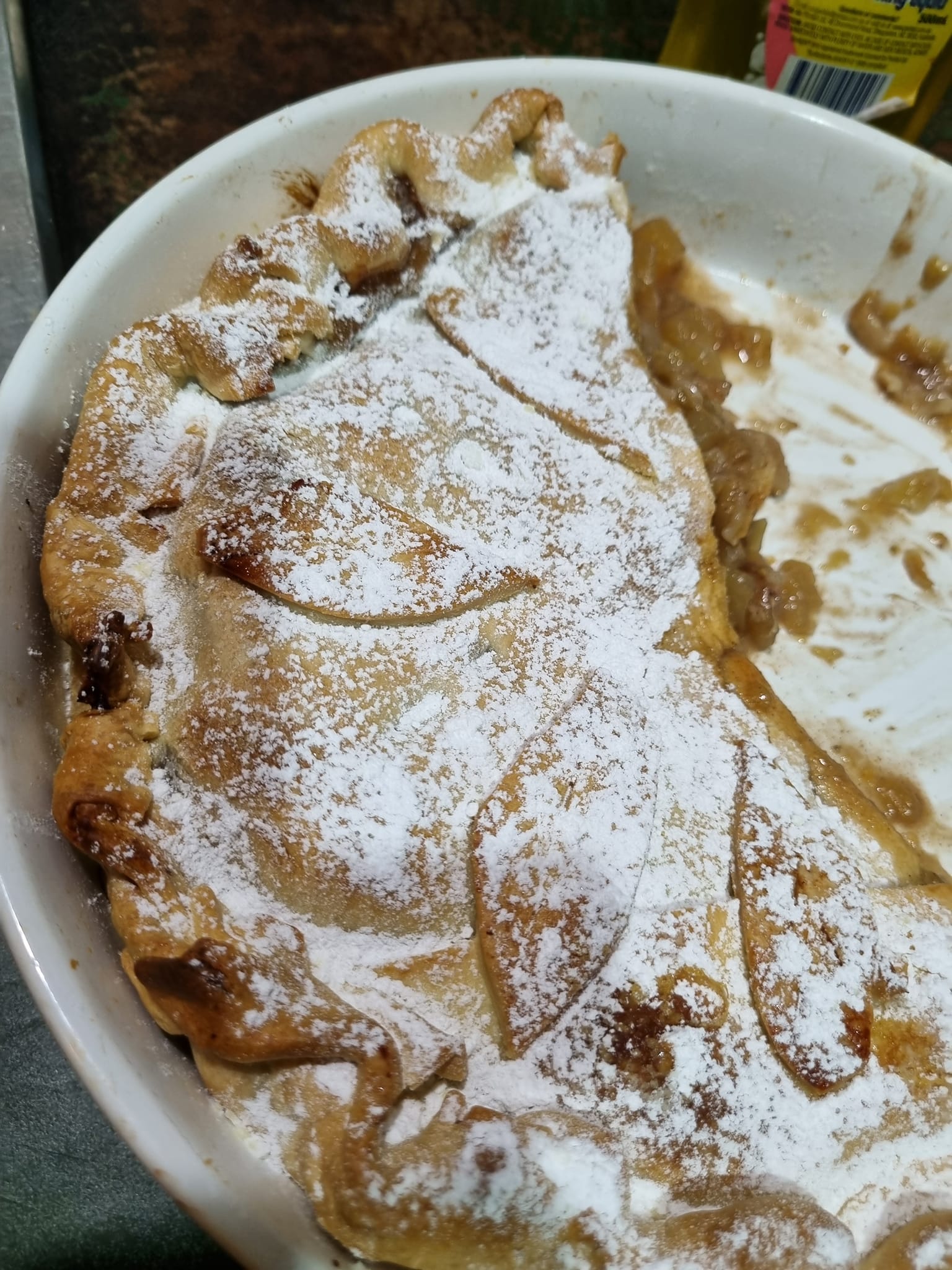 Feijoa and apple pie - simplyfeijoa
